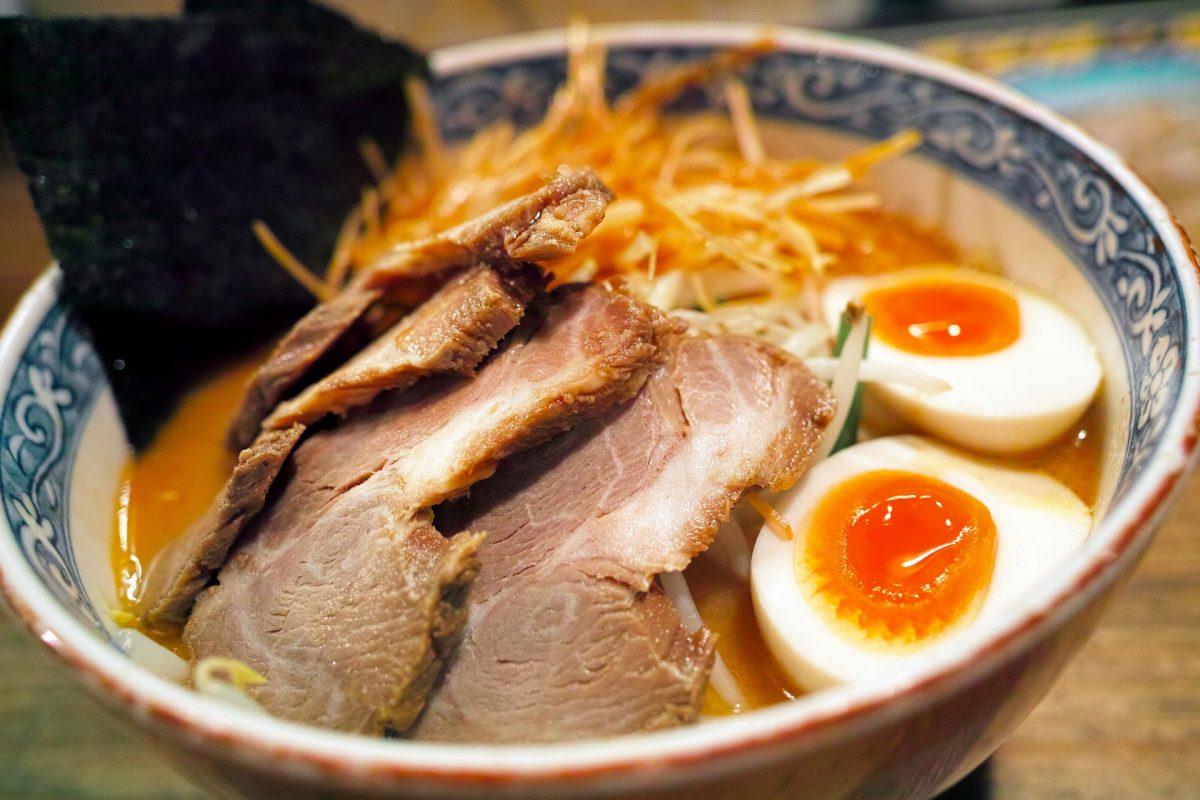 Von Ramen bis Sushi: Die unverzichtbaren Gerichte der japanischen Küche
